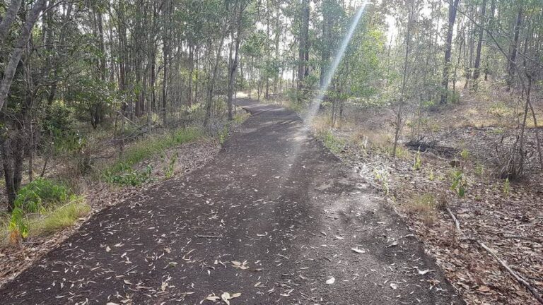 Lake Lenthalls, Camping and fishing at Lenthalls Dam