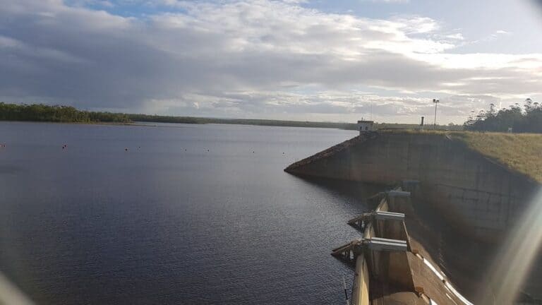 Lake Lenthalls, Camping and fishing at Lenthalls Dam