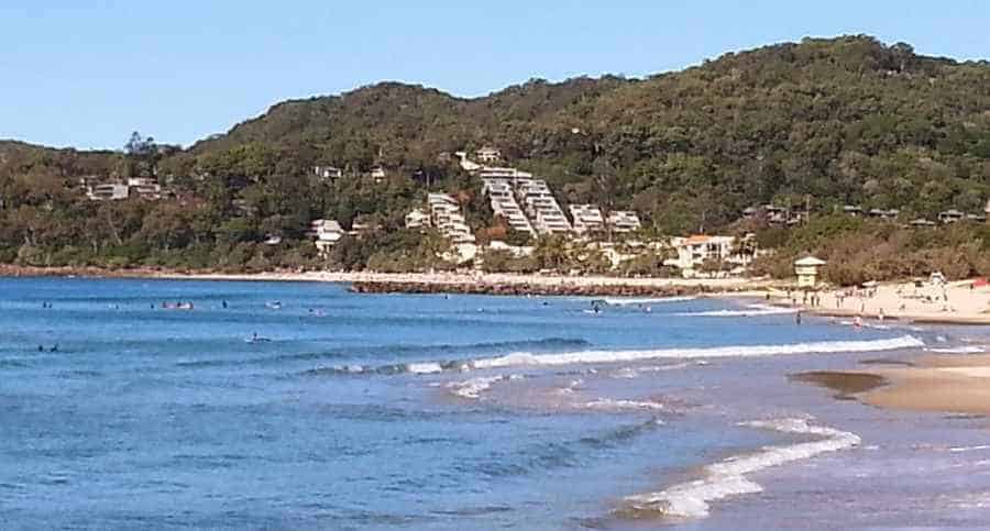 Beach Safety In Queensland, stay safe swim between the flags